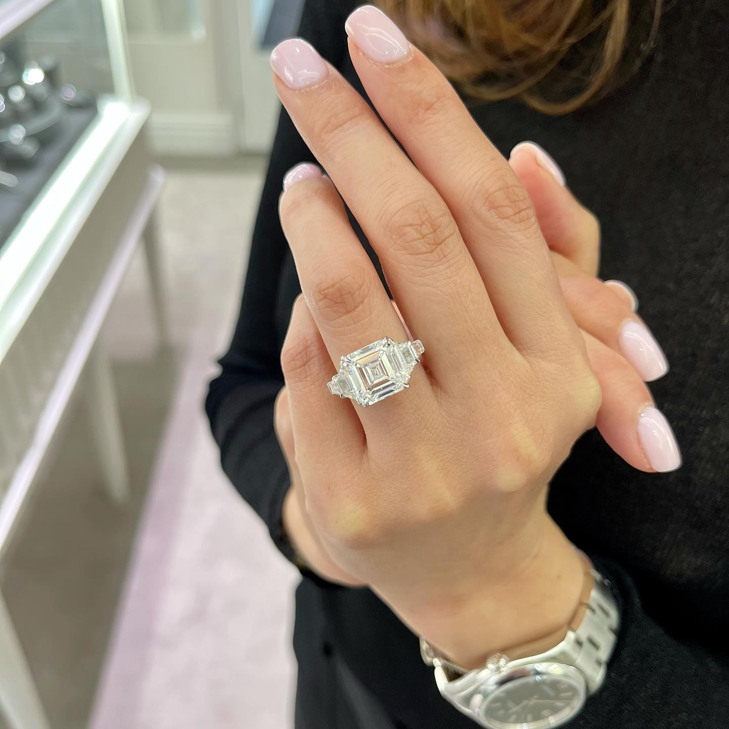 5 Carat Asscher Cut Diamond Rings | Sep 2024 Guide 5 Carat Asscher Cut Diamond Rings | Sep 2024 Guide