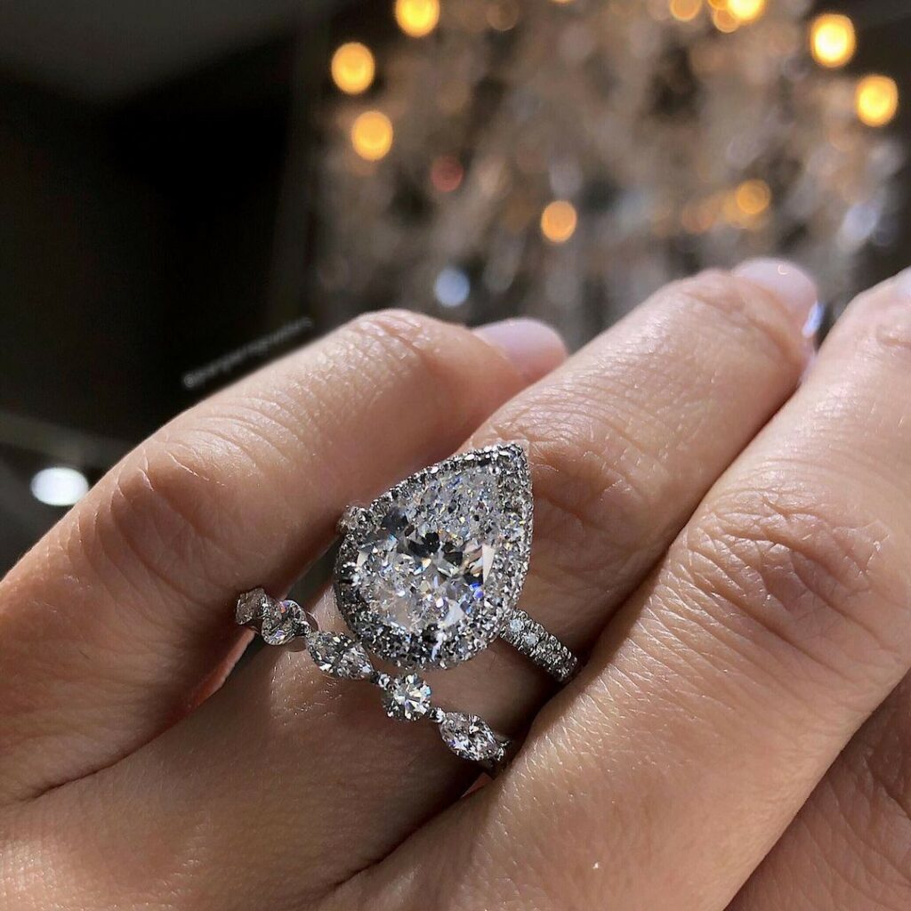 5 Carat Pear Shaped Diamond Ring